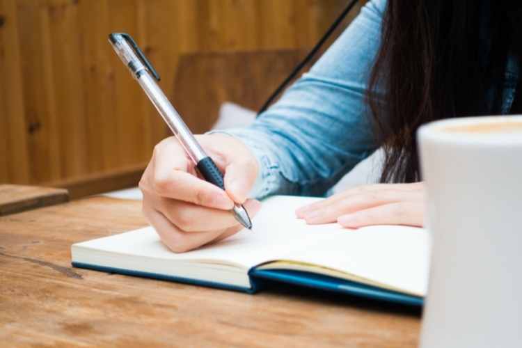 A Beginner’s Guide to Writing Comics | Pulchra