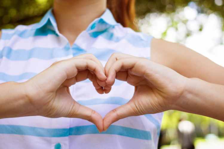 What Are the Best Tips for Helping Others? | Pulchra