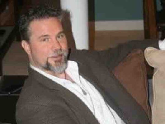 Chris Potoski Bio – Wiki, Wife, Age, Family, Career, Net Worth, and ...